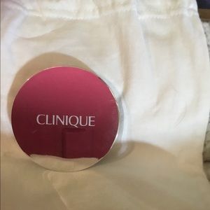 Fakereal Laura Mercier Powder Translucent | Poshmark